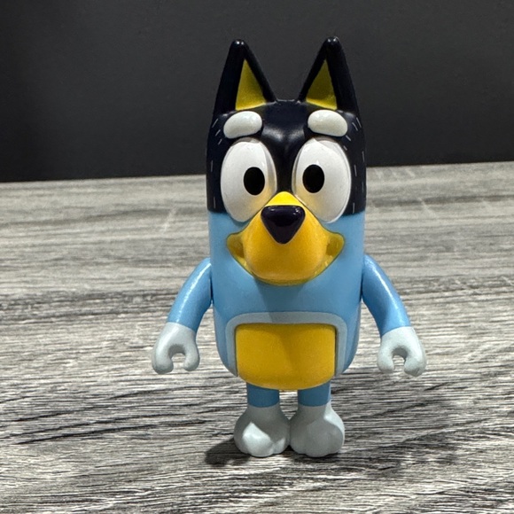 Bluey | Toys | Bluey Bandit Heeler Action Figure Collectible Toy Figure ...